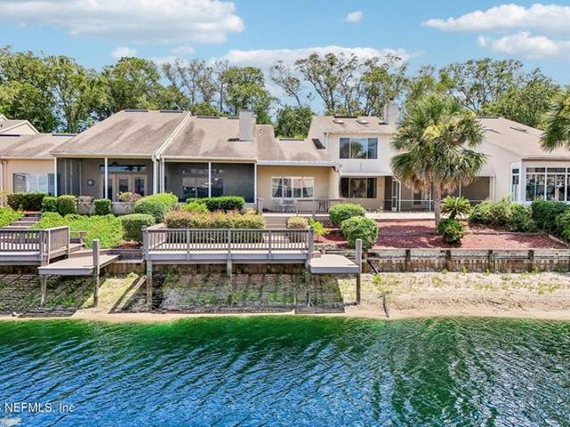 58 Fox Valley Dr, Orange Park, FL 32073