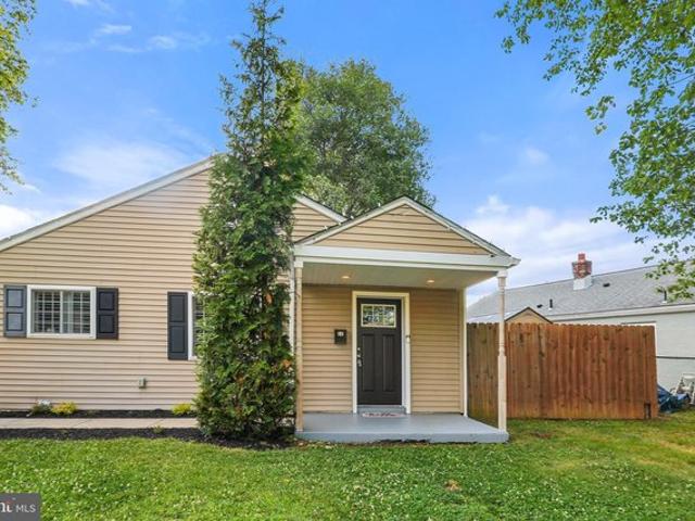 58 Florence Ave, Aston, PA 19014