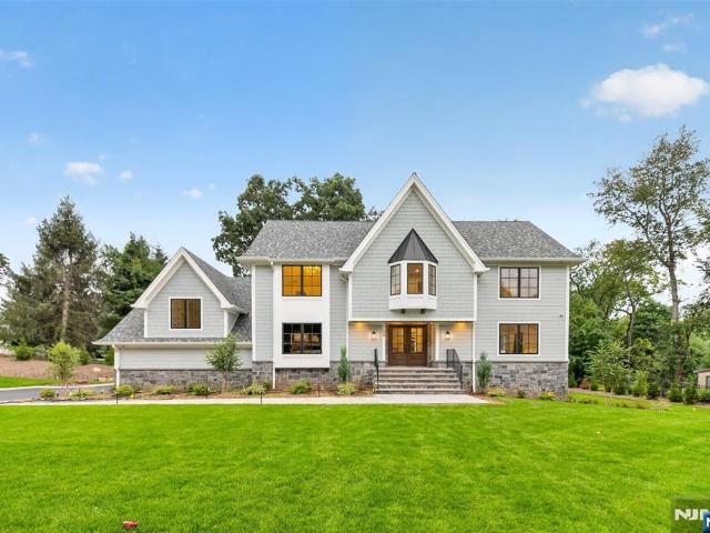 58 Greenwoods Road
