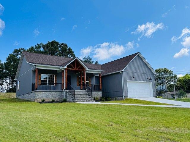 58 Hall St, Lexington, TN 38351