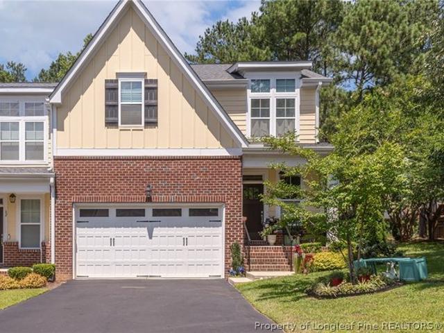 58 Hawk Ridge Dr, Spring Lake, NC 28390
