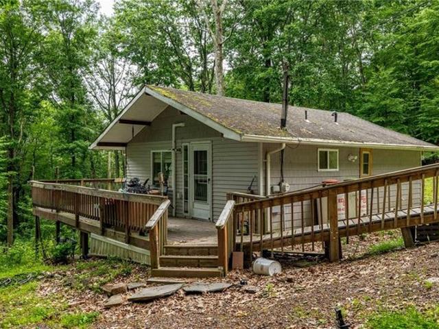 58 Hemlock Springs Dr, Shickshinny, PA 18655