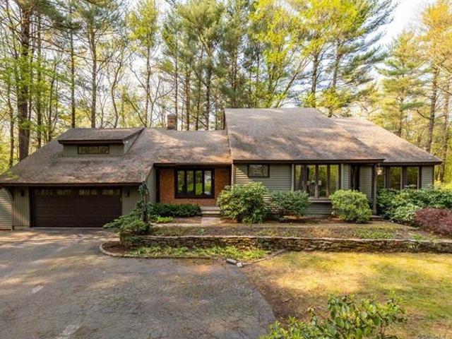 58 Henderson Rd, New Hartford, CT 06057