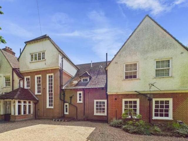 58 Heathfield Road, Ladycroft, Keston, 4 Bedroom Apartment