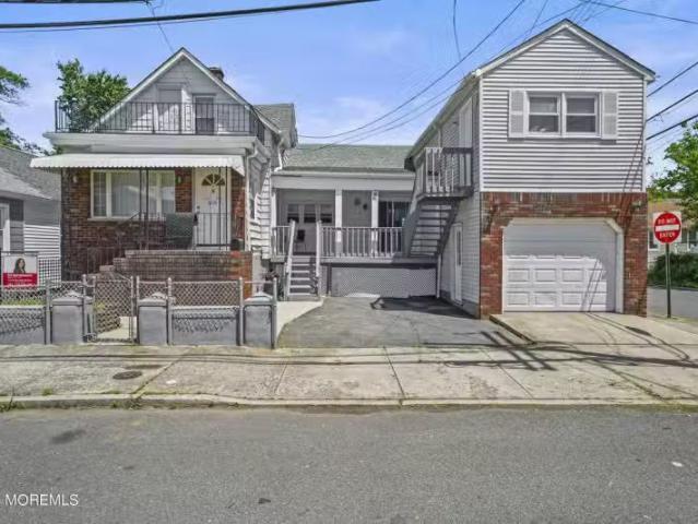 58 HIGHLAND AVE, KEANSBURG, NJ 07734 Single Family Residence F.