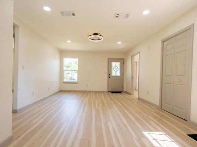 58 Hybiscus Ct, Lake Jackson, TX 77566 | MLS #9436