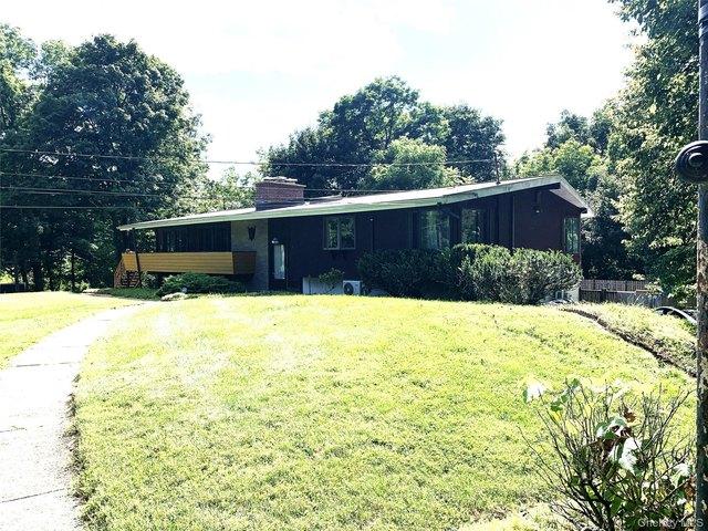 58 Ireland Dr, Poughkeepsie, NY 12603
