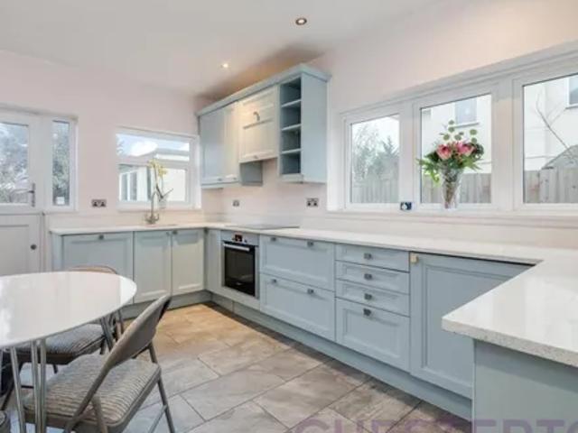 58 Kidbrooke Grove, Blackheath Royal Standard, London, SE3 0LJ, United Kingdom | 4 bed duplex for rent #140658128 | Rentberry