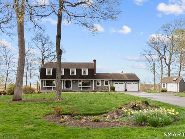 58 Lantern View Dr, Branford, CT 06405
