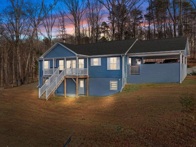 58 Lakefront Road
