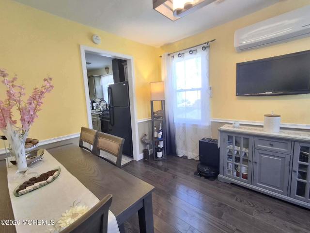 58 Lakewood Avenue