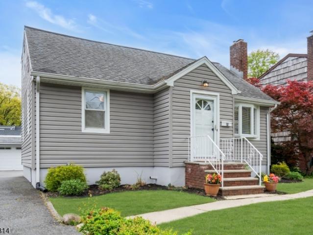 58 Locust Dr