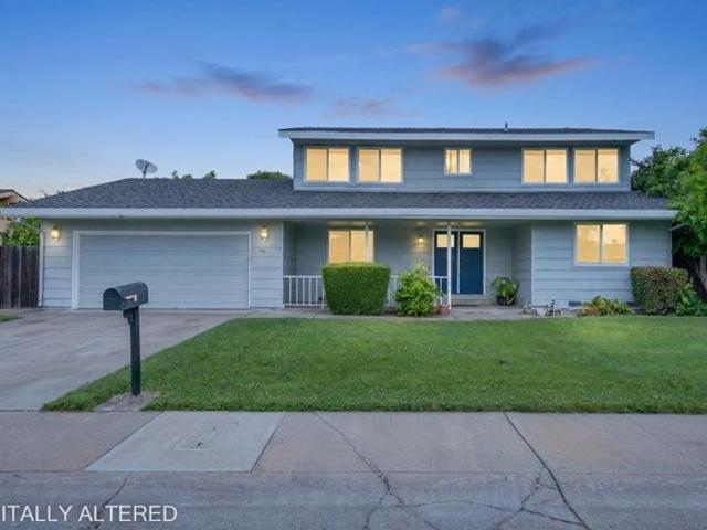 58 Los Gatos Cir, Sacramento, CA 95831