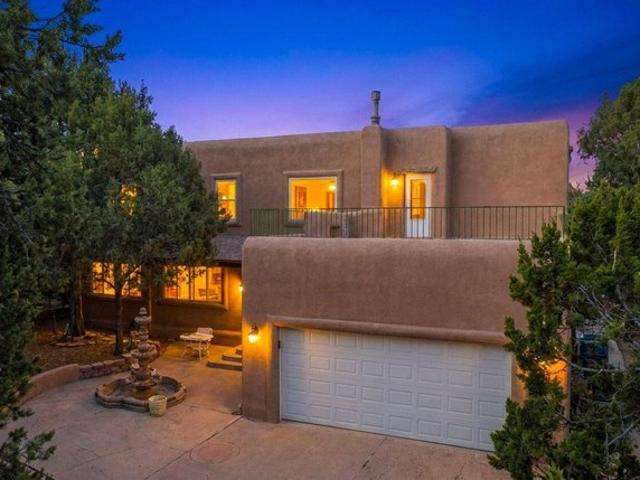 58 McGinnis Rd, Tijeras, NM 87059