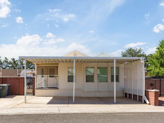 58 Pheasant Dr, Hurricane, UT 84737