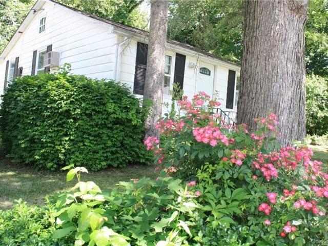 58 Pleasant Dr, Carmel, NY 10512