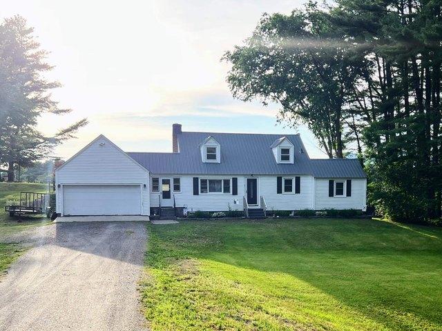 58 Reservoir Rd, Springfield, VT 05156