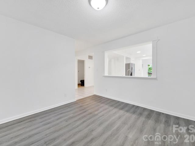 58 Ridgeport Road