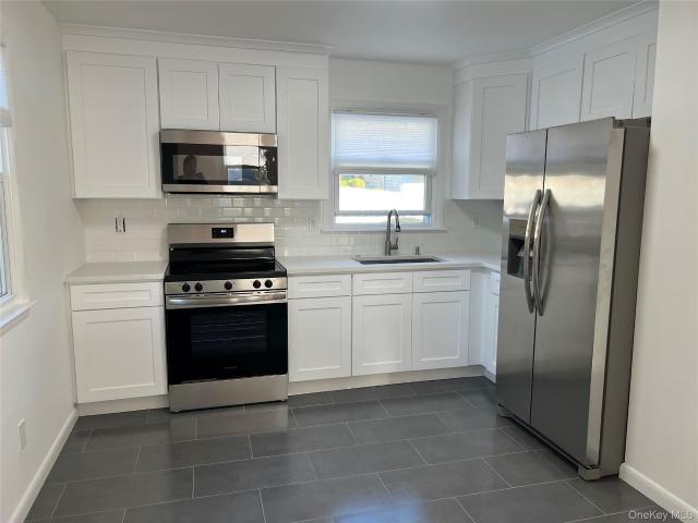 58 S Stone Ave, Elmsford, NY 10523 | MLS #991681 | Compass