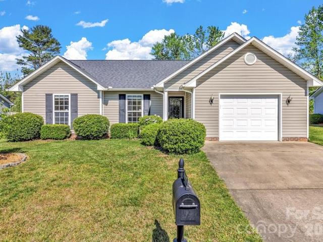 58 S Sunberry Trl, Fletcher, NC 28732