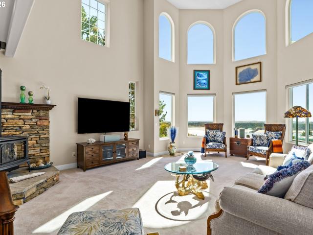 58 shoreline dr