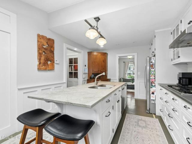 58 Sound Beach Avenue, Old Greenwich, United States, CT
