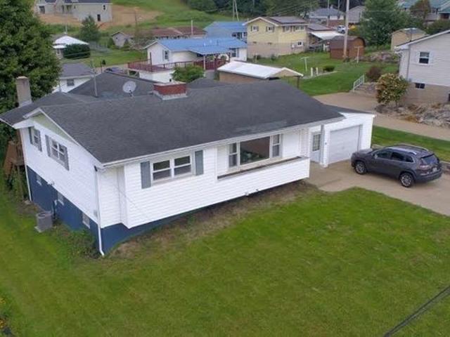 58 Spring Dr, Millersburg, OH 44654