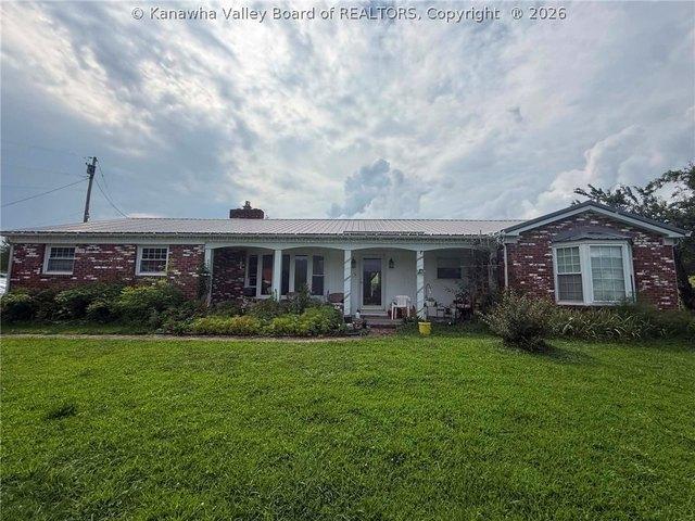 58 Stover Fork Rd, Spencer, WV 25276