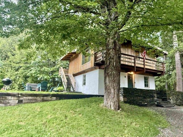 58 Stone Hollow Rd, Londonderry, VT 05148