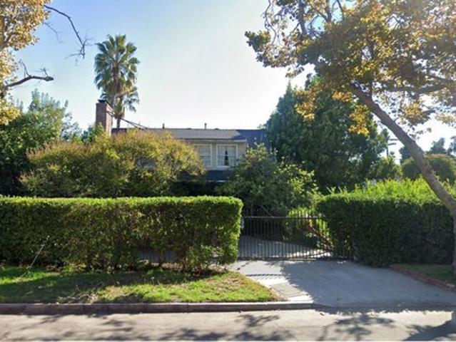 5904 Mammoth Ave, Los Angeles, CA 91401