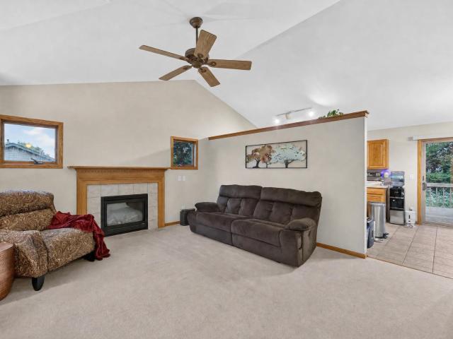 5904 Red Oak Trail