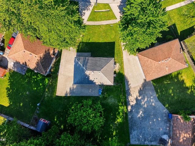 5905 Carmelwood Cir