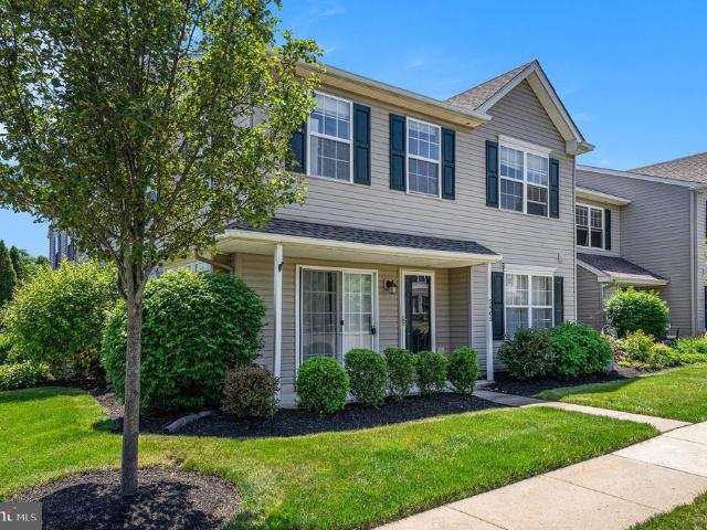5905 Drawbridge Court