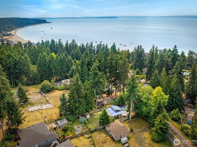 5905 Fish Rd, Freeland, WA 98249