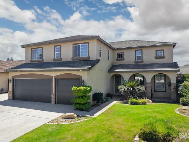 5905 Penn Station Ln, Bakersfield, CA 93311