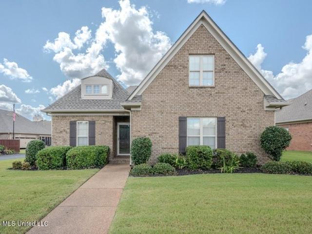 5905 Savannah Crossing, Southaven, MS 38672