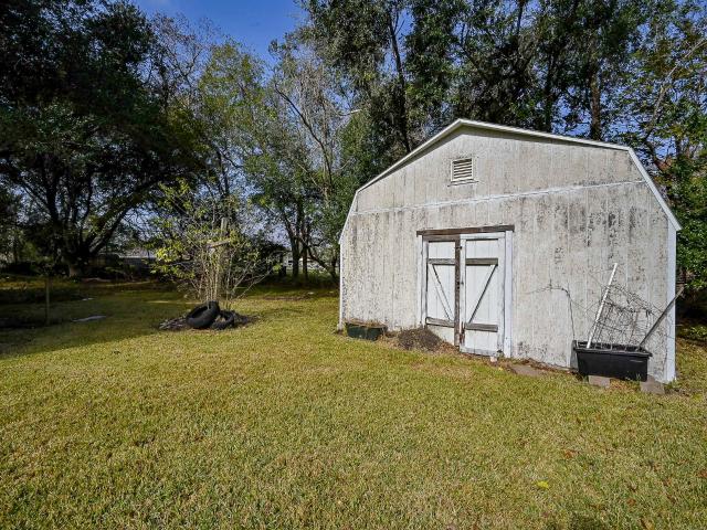 5905 Willow Drive