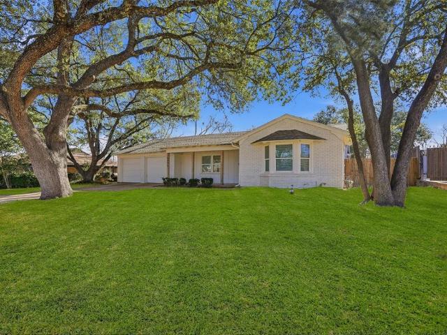5905 Winifred Dr, Fort Worth, TX 76133 | Compass