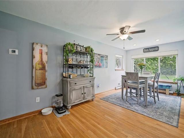 5905 Woodstock CT