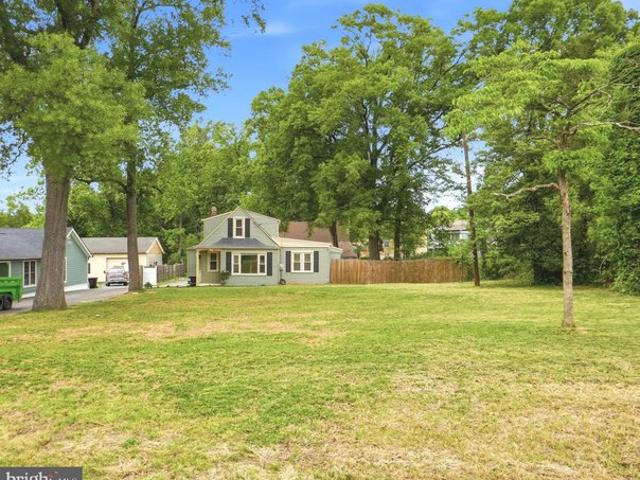 5906 Berwyn Rd, College Park, MD 20740