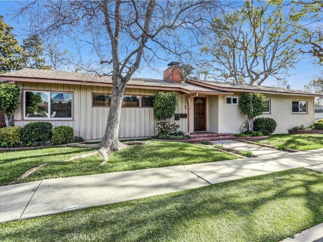 5906 Colbath Ave, Valley Glen, CA 91401 | MLS #SR26033 | Compass