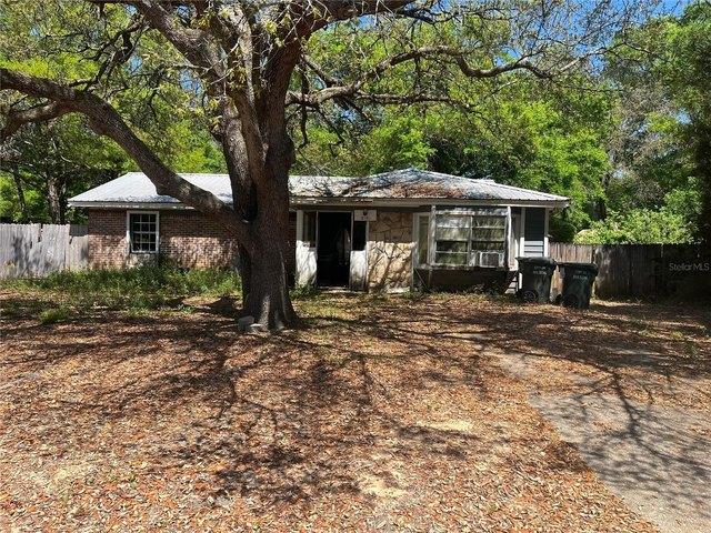 5906 Independence Dr, Milton, FL 32570