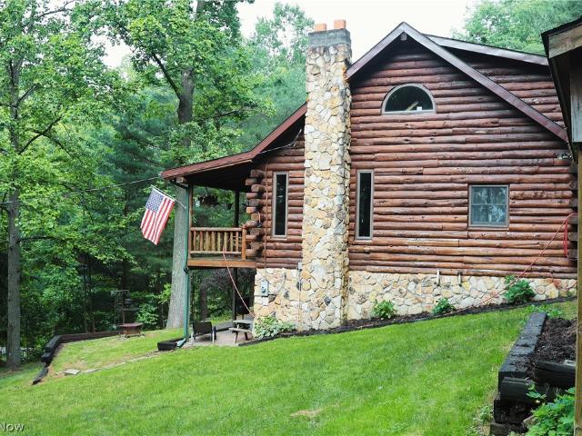 5906 Schilling Hill Road NW