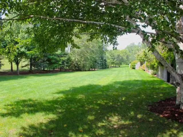 59079626 32 Hammond Pond Pkwy