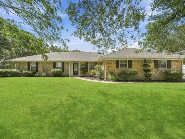 5907 Clark Rd, Manvel, TX 77578