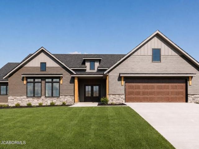 5907 Falcon Crest Ln, Jefferson City, MO 65101