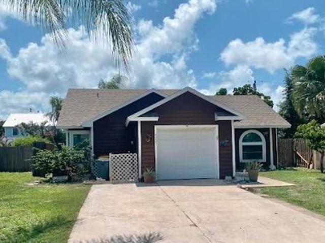 5907 SE Pine Dr, Stuart, FL 34997