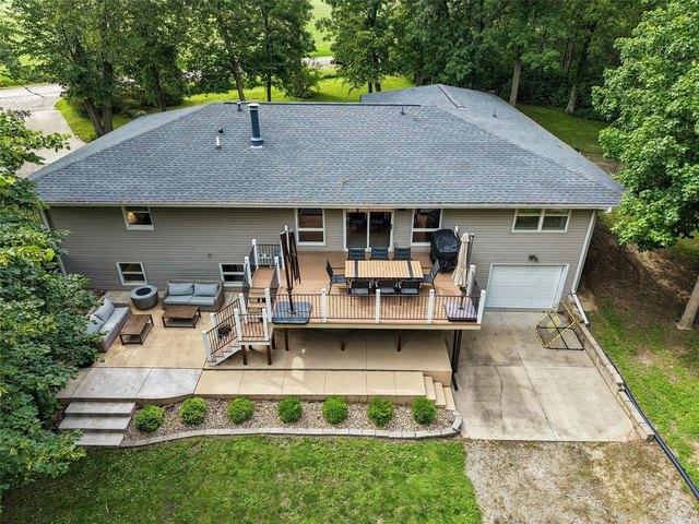 5908 E 76th St S, Newton, IA 50208