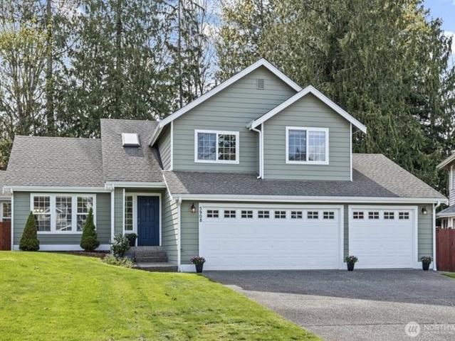5908 70th Ave NE, Marysville, WA 98270