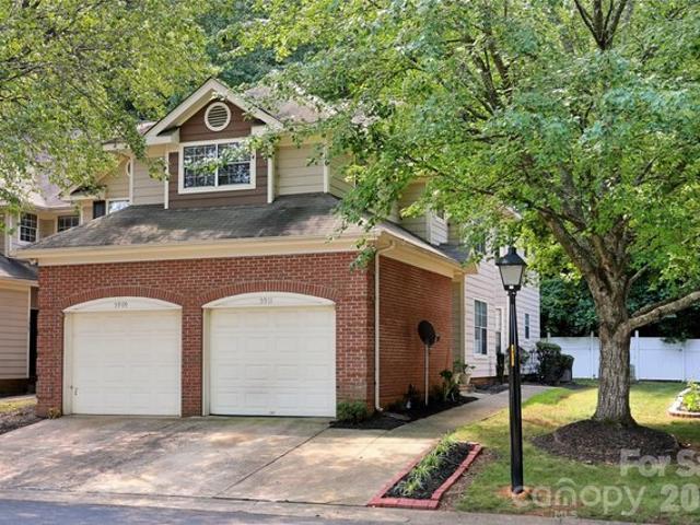 5909 Amity Springs Dr, Charlotte, NC 28212
